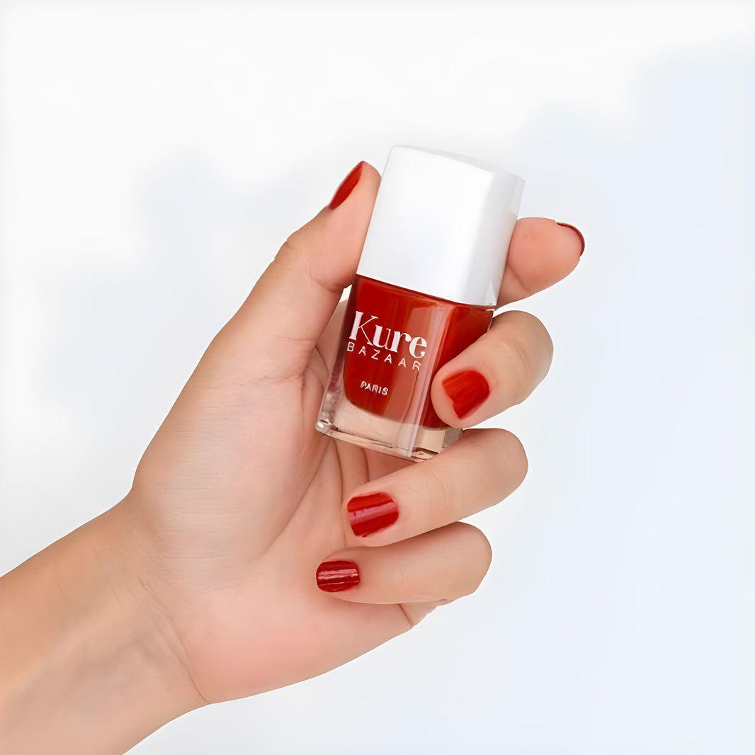 LES ROUGES - THE REDS - Kure Bazaar Paris